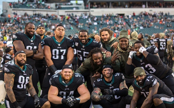 Las Águilas de Filadelfia en la cima de la NFL