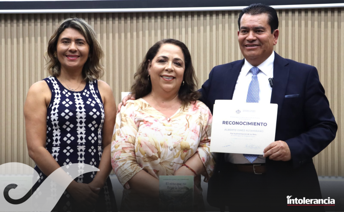 Presentan en Congreso de Puebla libro “El niño que no llegaría lejos”